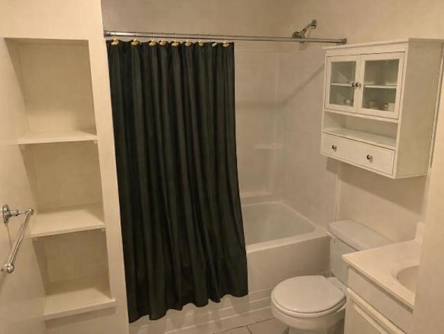 2 Br, 1 bath, Apartment 4 16 Humboldt Street