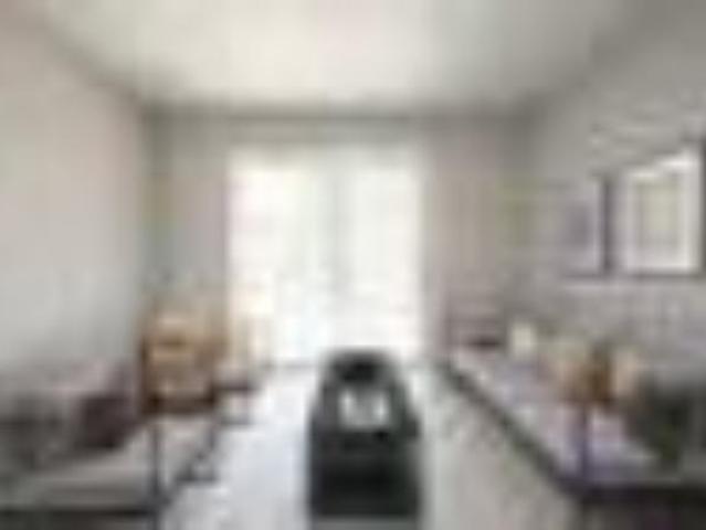 2 Br, 1 bath, Apartment 5009 El Corte Miramar NE
