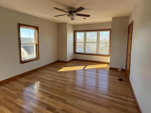 2 Br, 1 bath, Apartment 50 Cash St