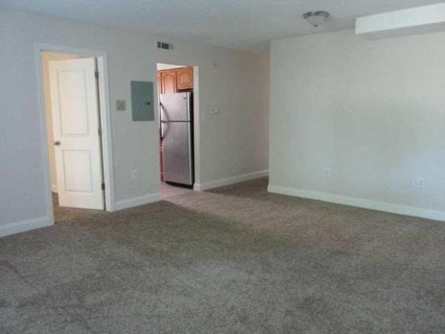 2 Br, 1 bath, Apartment 50 Oesting Street