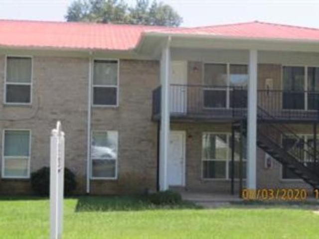 2 Br, 1 bath, Apartment 511 Blake Street