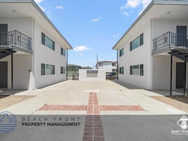 2 Br, 1 bath, Apartment 5300 Lorna St