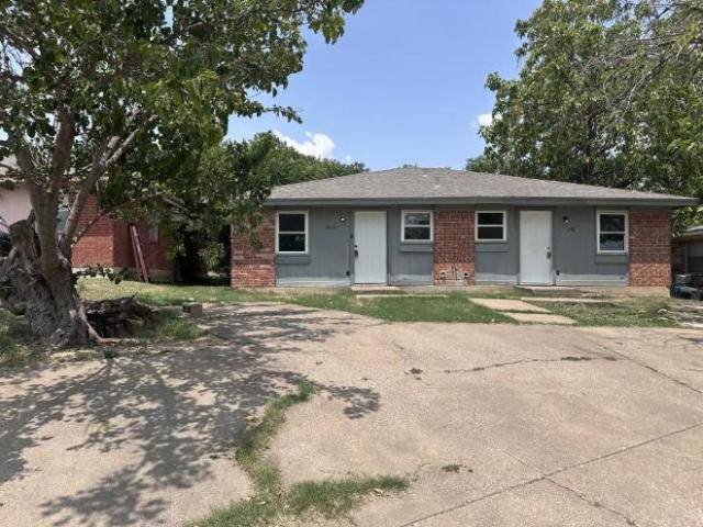 2 Br, 1 bath, Apartment 5410 Helmick Ave