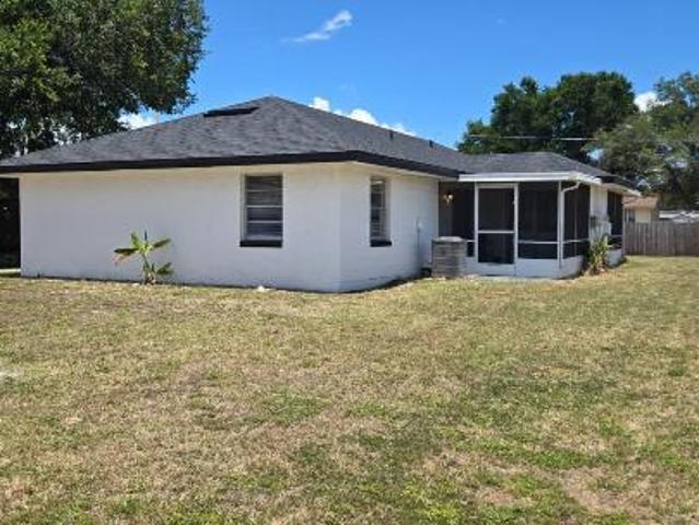 2 Br, 1 bath, Apartment 5657 Struthers Court