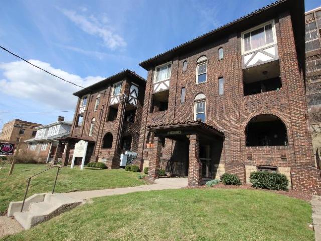 2 Br, 1 bath, Apartment 5619 Hobart Street