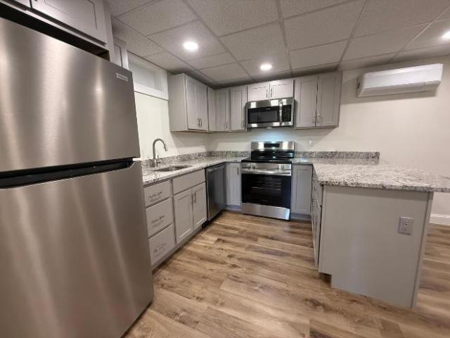 2 Br, 1 bath, Apartment 56 Borland Hill Rd
