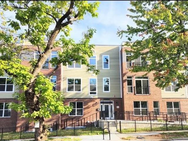 2 Br, 1 bath, Apartment 5900 Foote Street Northeast