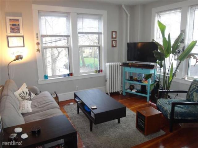2 Br, 1 bath, Apartment 5 Elmer Street