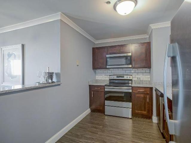2 Br, 1 bath, Apartment 600 Main Street
