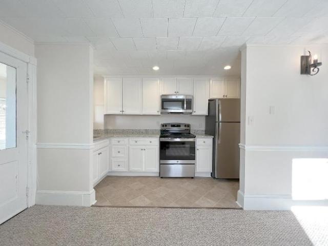 2 Br, 1 bath, Apartment 60 South Main Street