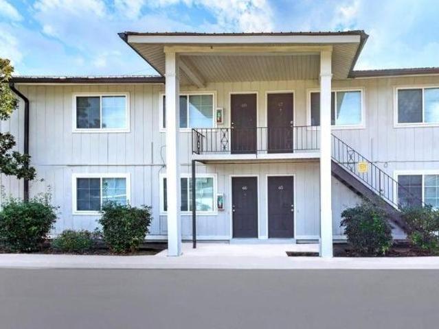 2 Br, 1 bath, Apartment 634 31st N Ave