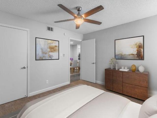 2 Br, 1 bath, Apartment 6337 Duck Creek Drive