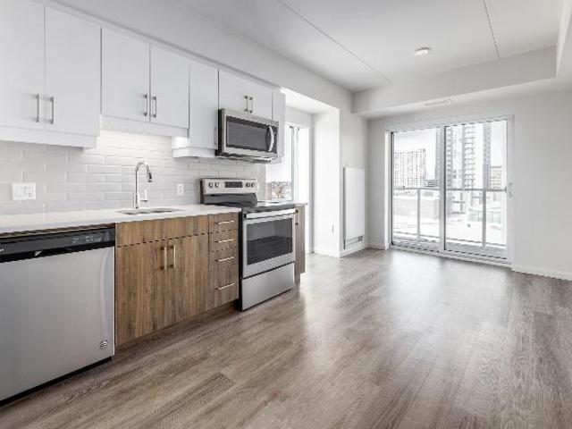 2 Br, 1 bath, Apartment 63 Scott Street