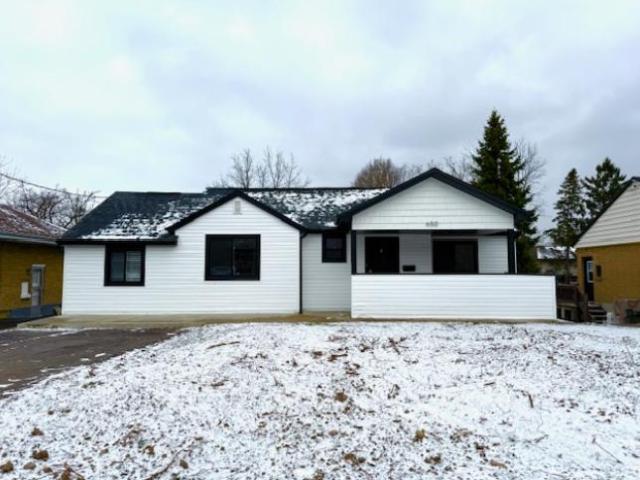 2 Br, 1 bath, Apartment 650 Victoria Street