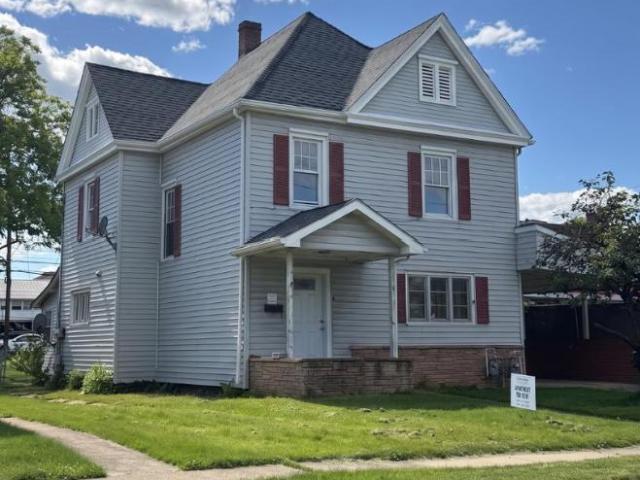 2 Br, 1 bath, Apartment 6 South Washing St