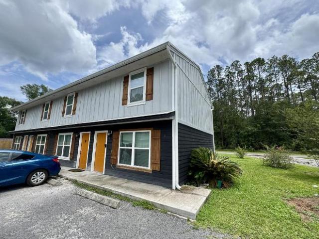2 Br, 1 bath, Apartment 707 Rainer Road