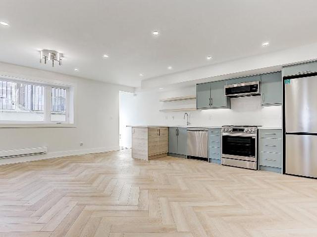 2 Br, 1 bath, Apartment 71 Livingstone Avenue
