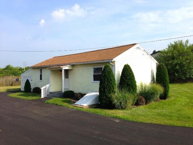2 Br, 1 bath, Apartment 747 Nazareth Pike