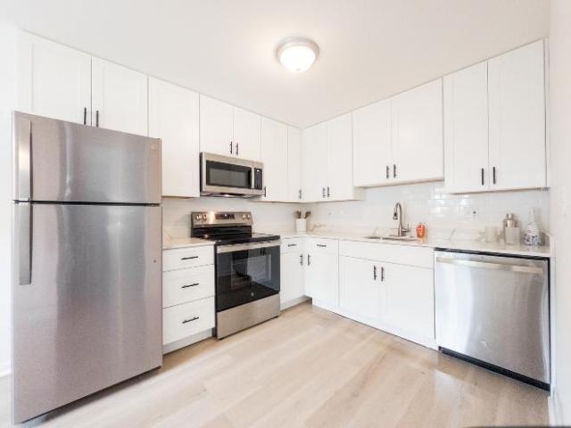 2 Br, 1 bath, Apartment 74 East 5th Avenue
