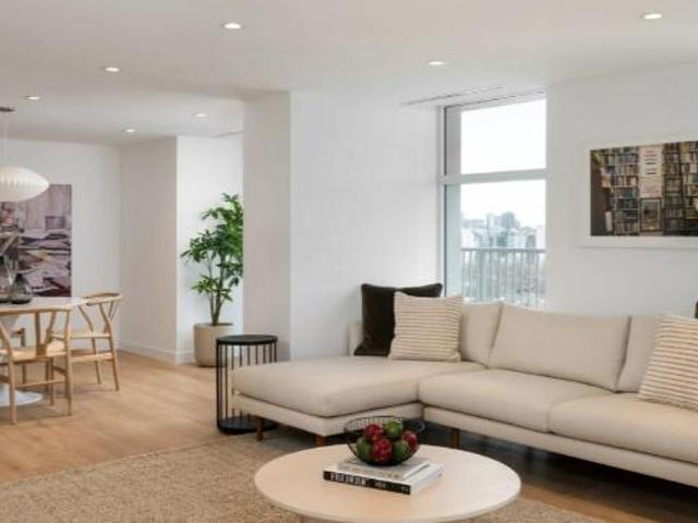 2 Br, 1 bath, Apartment 754 Bathurst St