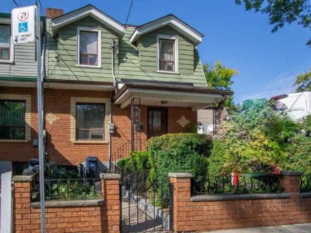 2 Br, 1 bath, Apartment 784 Adelaide Street West