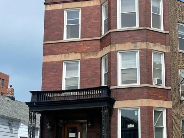 2 Br, 1 bath, Apartment 7817 South South Shore Drive