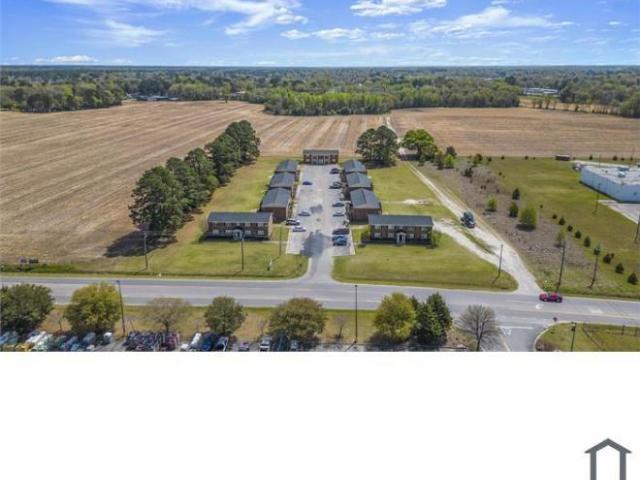 2 Br, 1 bath, Apartment 806 Enterprise Rd