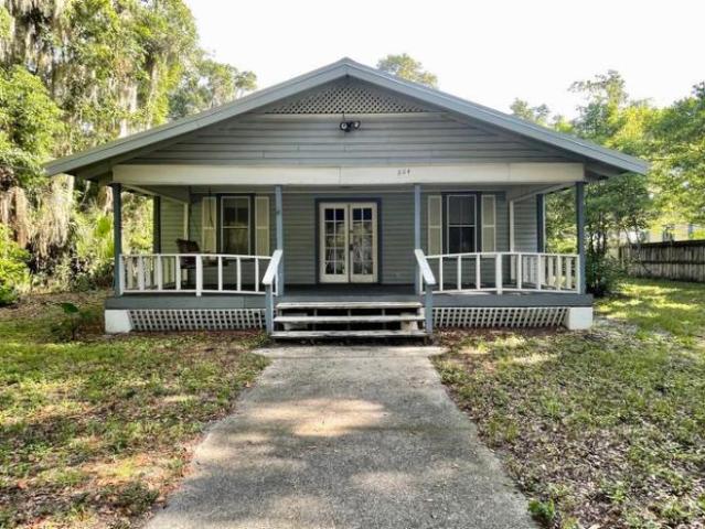 2 Br, 1 bath, Apartment 824 Northeast 3rd Avenue