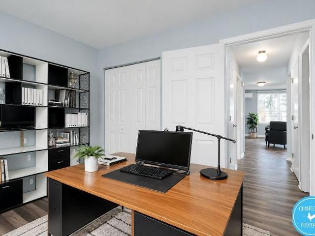 2 Br, 1 bath, Apartment 823 East Lafayette St