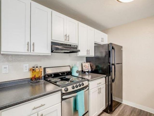 2 Br, 1 bath, Apartment 82 Brick Kiln Road