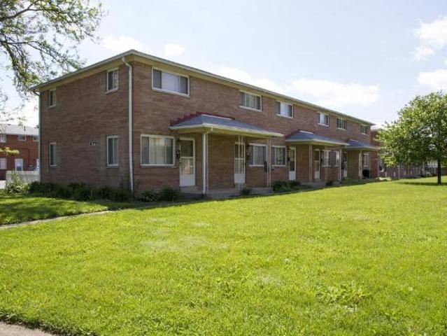 2 Br, 1 bath, Apartment 869 893 North Meadows Court