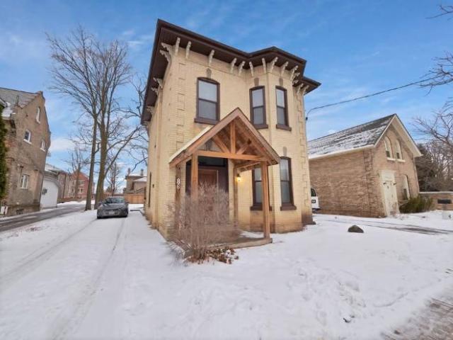 2 Br, 1 bath, Apartment 86 William Street