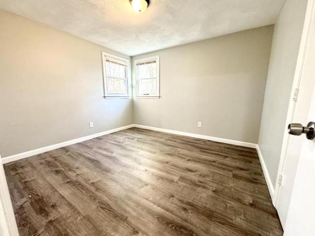 2 Br, 1 bath, Apartment 8 Lanesboro Road