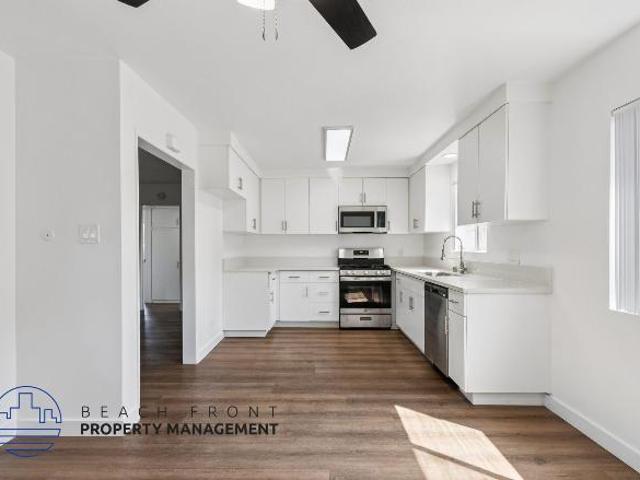2 Br, 1 bath, Apartment 914 Alma St