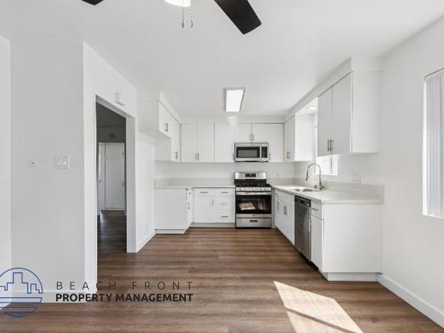 2 Br, 1 bath, Apartment 914 Alma St