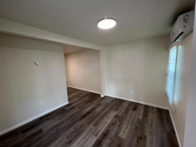 2 Br, 1 bath, Apartment 940 N Van Ness