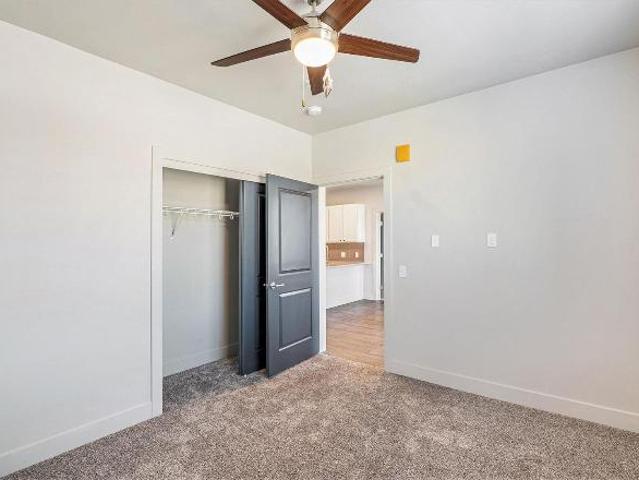 2 Br, 1 bath, Apartment 975 Petit Lks Hts