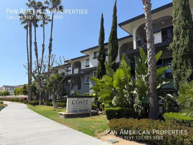 2 Br, 1 bath, Condo 400 Merrimac Way
