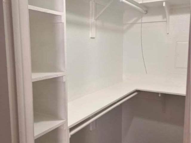 2 Br, 1 bath, Condo 4015 Hwy 90