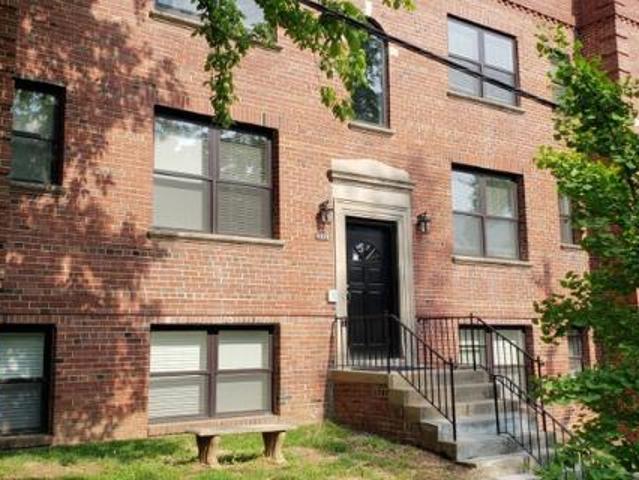 2 Br, 1 bath, Condo 4016 Calvert St NW