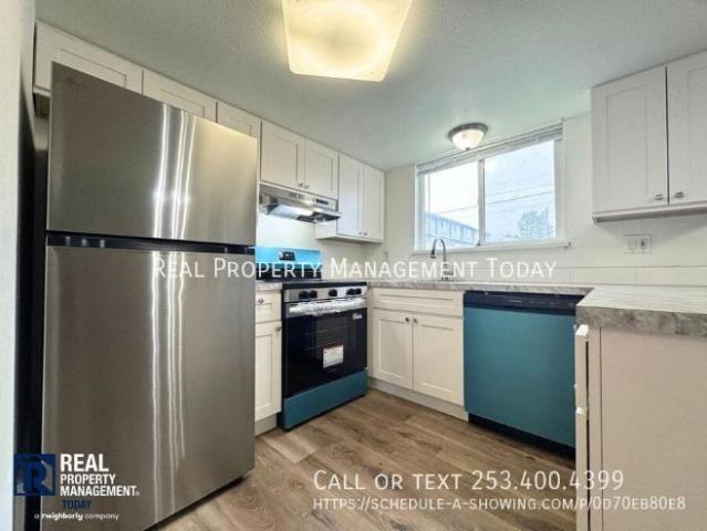 2 Br, 1 bath, Condo 4016 Puget Sound Ave