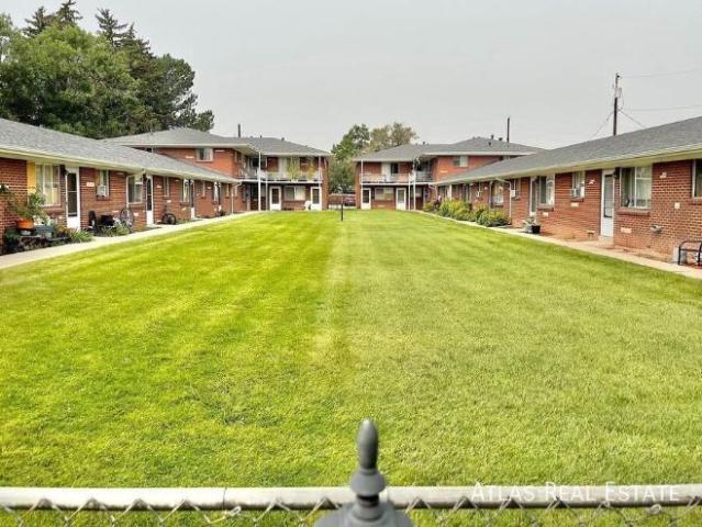 2 Br, 1 bath, Condo 4095 Upham Street