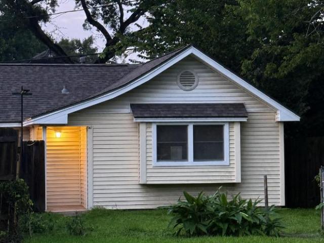 2 Br, 1 bath, Condo 4109 Duval St