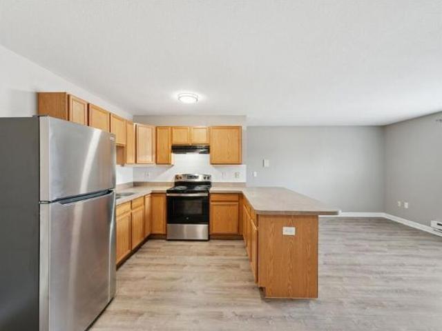2 Br, 1 bath, Condo 4111 Harvest Ln
