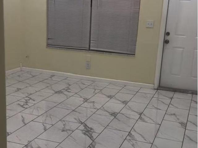 2 Br, 1 bath, Condo 412 SW 9th Street