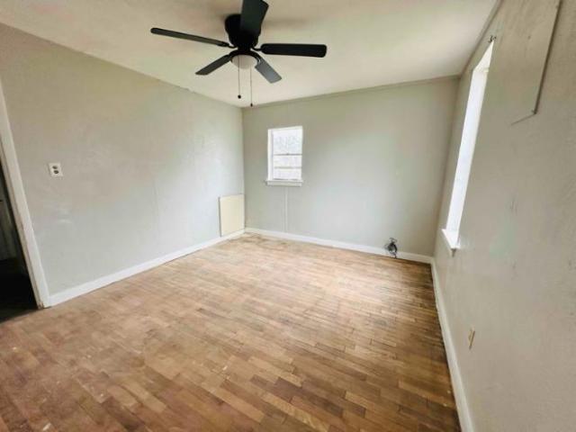2 Br, 1 bath, Condo 416 Nw Euclid Ave