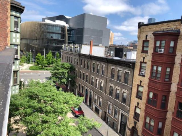 2 Br, 1 bath, Condo 41 Cunard St