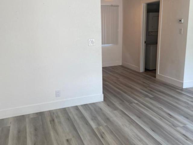 2 Br, 1 bath, Condo 421 S 13th St