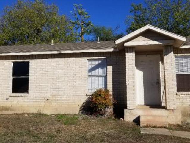 2 Br, 1 bath, Condo 4222 Woodmanor Dr