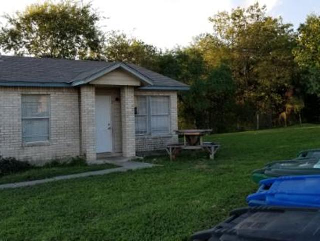2 Br, 1 bath, Condo 4223 Woodmanor